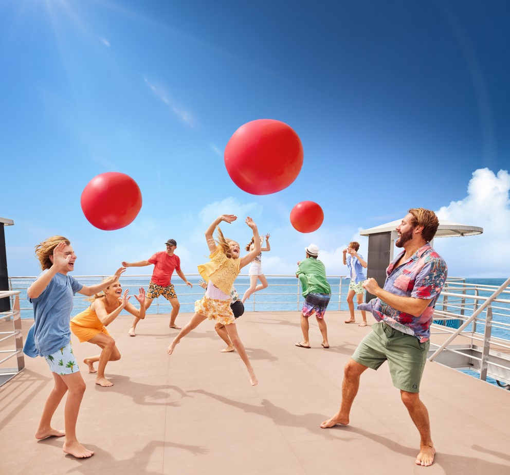 Queensland Sets World-Record For Biggest Game Of Keepy Uppy | Queensland