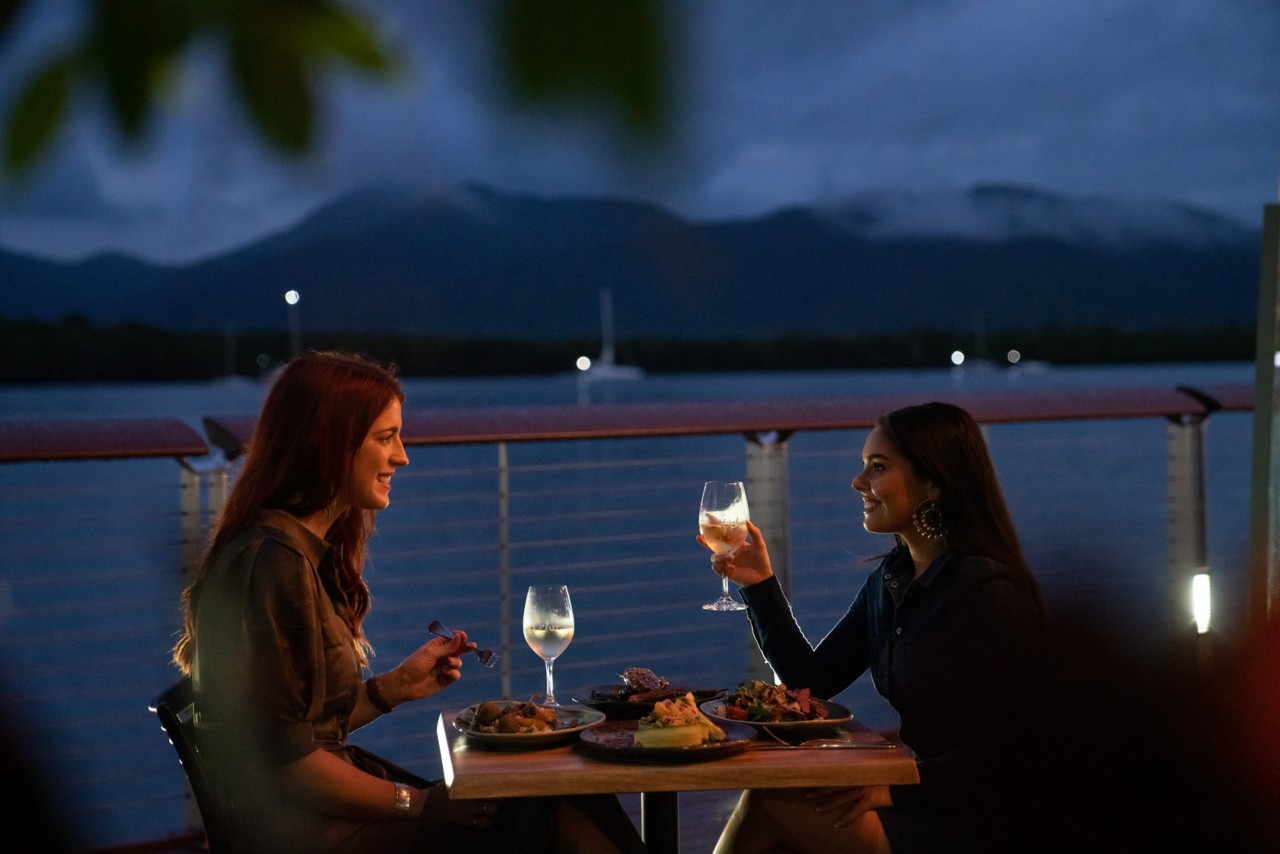 7 Ways to Experience Cairns Nightlife | Queensland