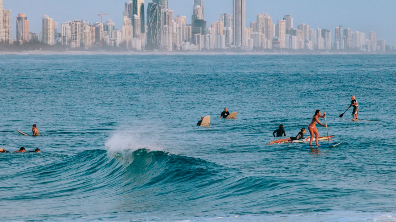 Your Guide to Surfing in the Sunshine State | Queensland