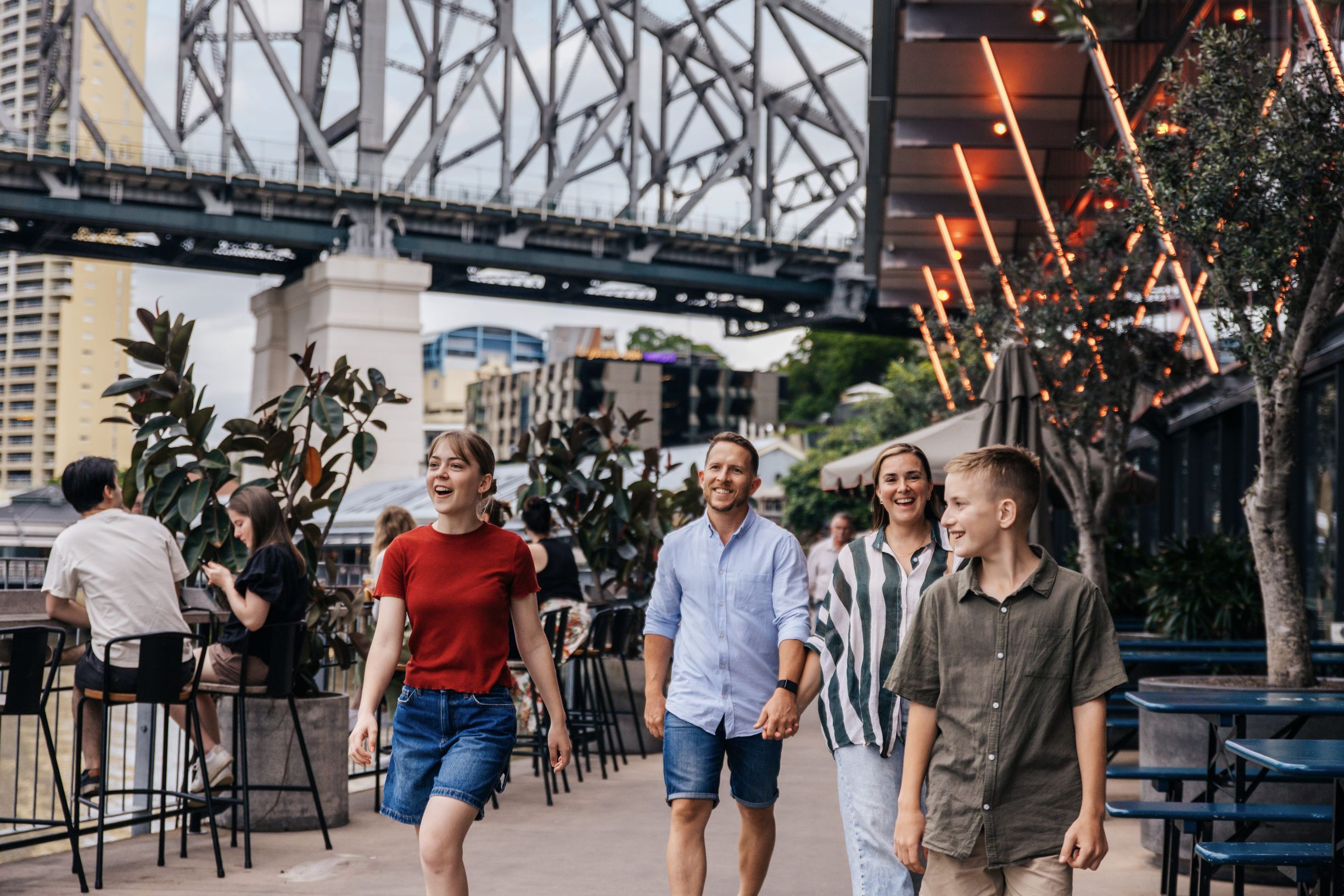CHEAP EATS IN BRISBANE | BEST BUDGET RESTAURANTS and FOOD HOT SPOTS