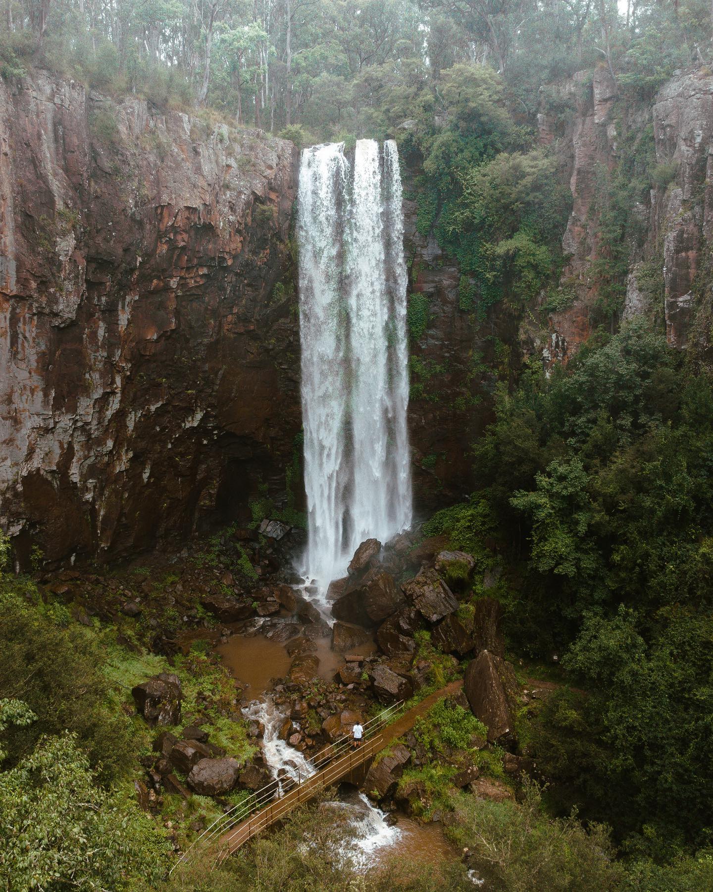 Visit These Waterfalls and Waterholes in Queensland Country | Queensland