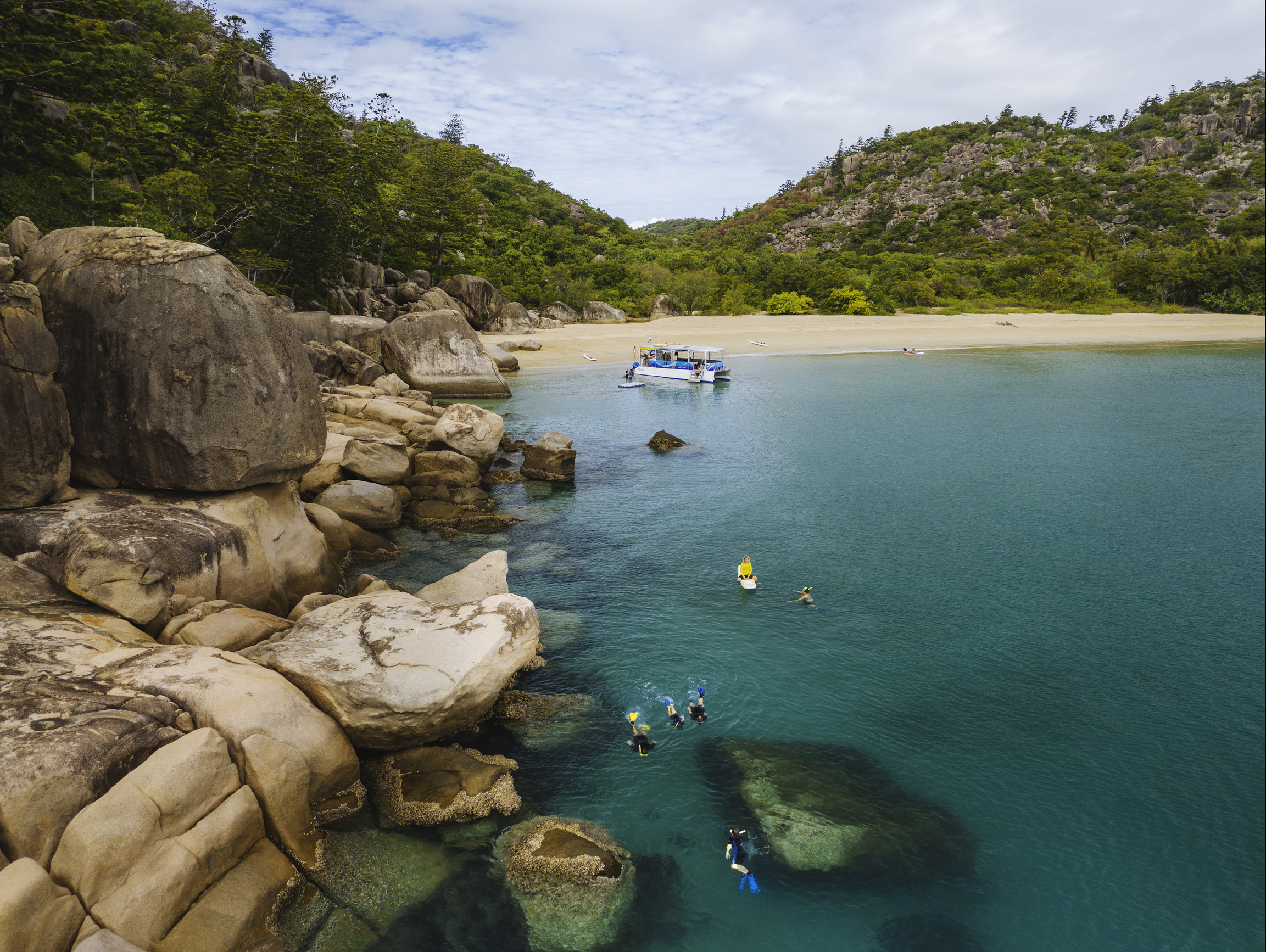 Incredible Great Barrier Reef Islands For Your Holiday - Visitor's ...