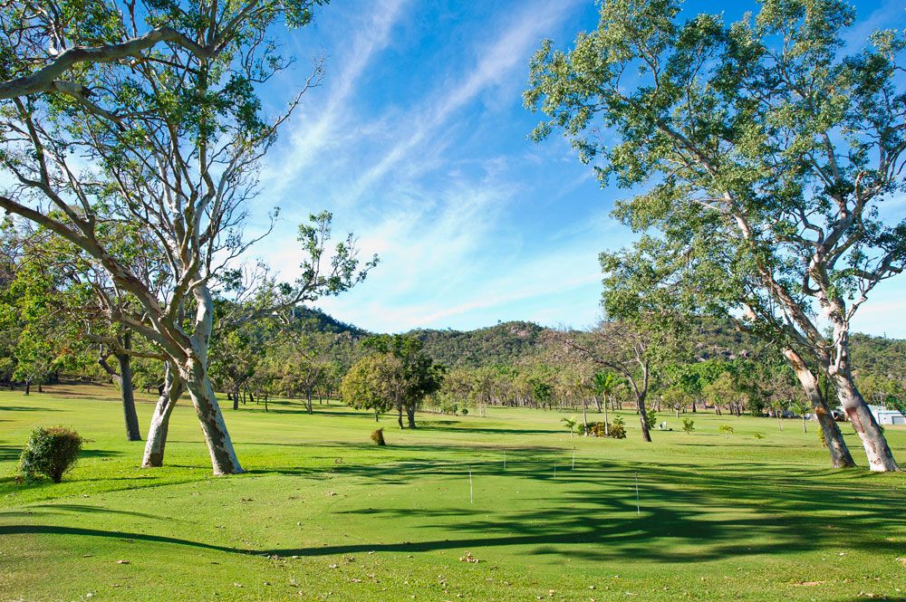 Tee off at the most beautiful golf courses in Queensland | Queensland