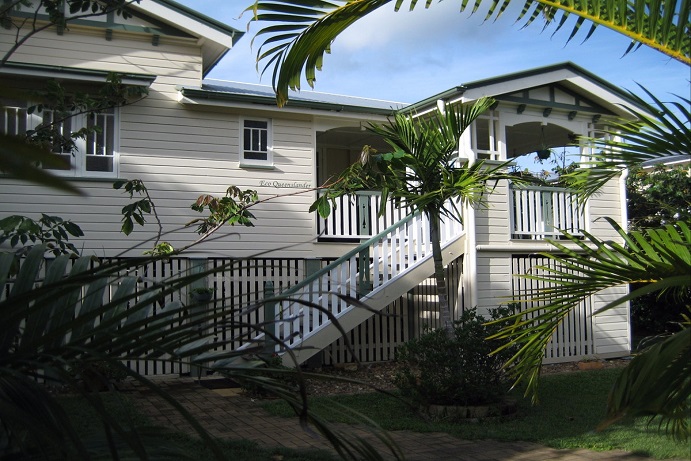 Queenslander Architecture Pattern LEGO MOC Traditional Queenslander By